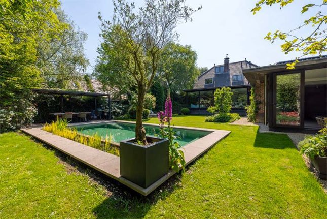 Praktische tips en inspiratie voor het inrichten van een grote tuin ...