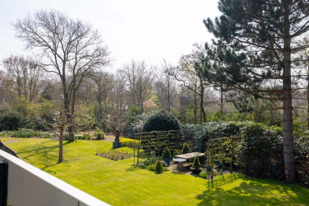 Praktische tips en inspiratie voor het inrichten van een grote tuin ...
